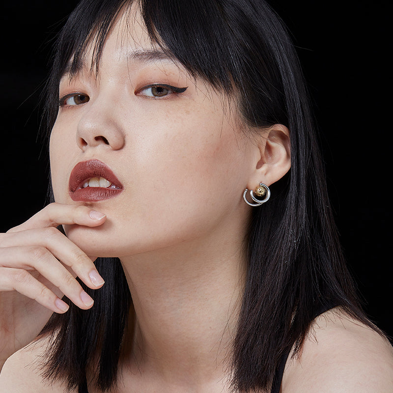 Georgium Sidus Bicolor Planet Path Shape Stud Earrings – Blackheadshop